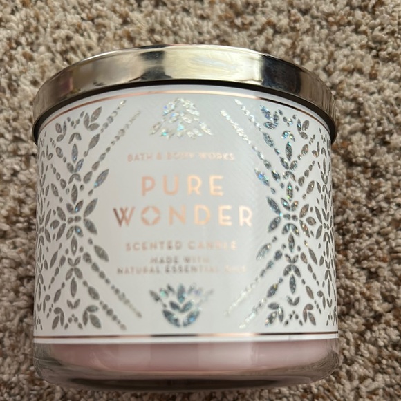 Bath & Body Works | Accents | Pure Wonder Candle | Poshmark
